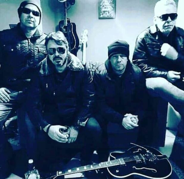 ROSA NEGRA : Reencontro celebra clássicos do rock | Diário da Manhã